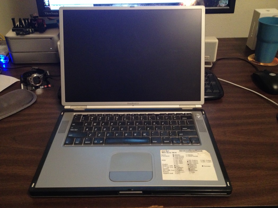 Un prototype de PowerBook G4 - Le journal du lapin