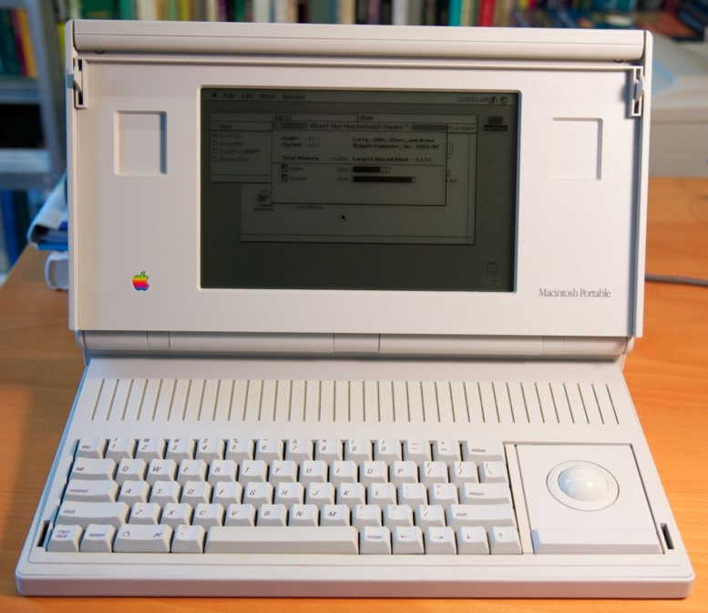 A prototype of a Macintosh Portable - Le journal du lapin