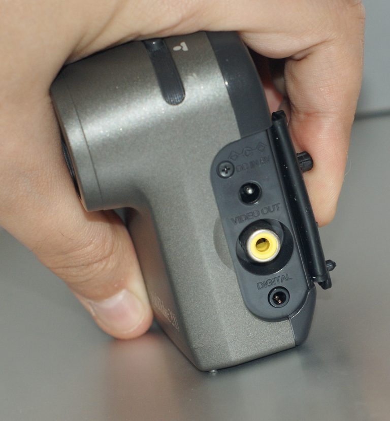 QuickTake 200, le quatrième appareil photo d'Apple - Le journal du lapin