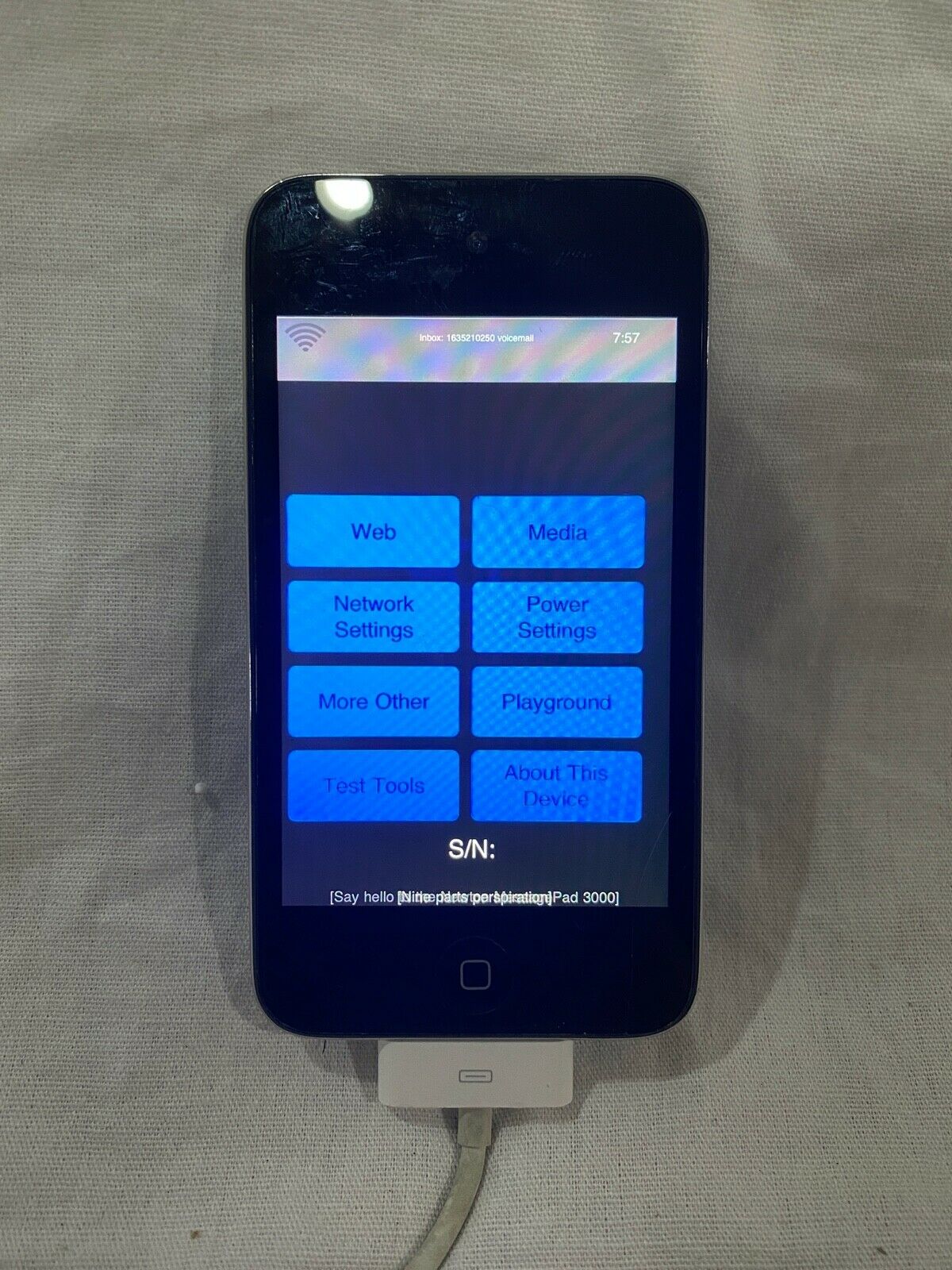Un prototype d'iPod touch 4G - Le journal du lapin