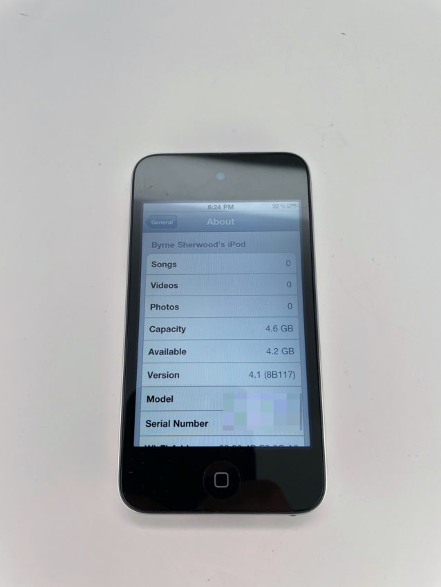 Quelques prototypes d'iPod touch - Le journal du lapin