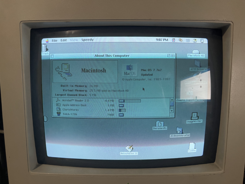 Un prototype de Performa 6360 un peu hybride - Le journal du lapin