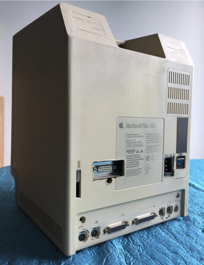 The first prototype of the Macintosh SE - Le journal du lapin